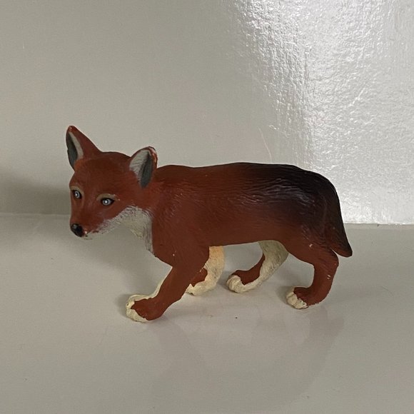 K&M international | Toys | Red Wolf Vintage Animal Toy Figurine Km Int ...